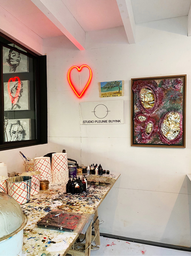 Pleunie Buyink / BIOGRAPHY